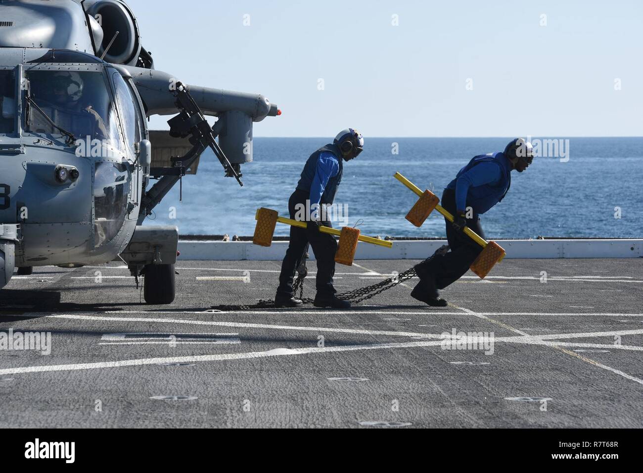 PACIFIC OCEAN (April 4, 2017) – Airman Aaron Guillory, left, and ...