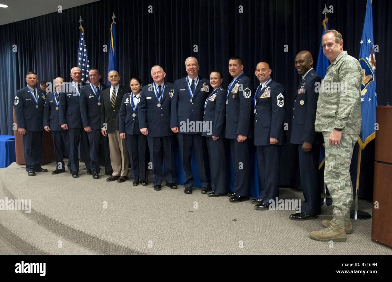 Maj gen mark graham hi-res stock photography and images - Alamy