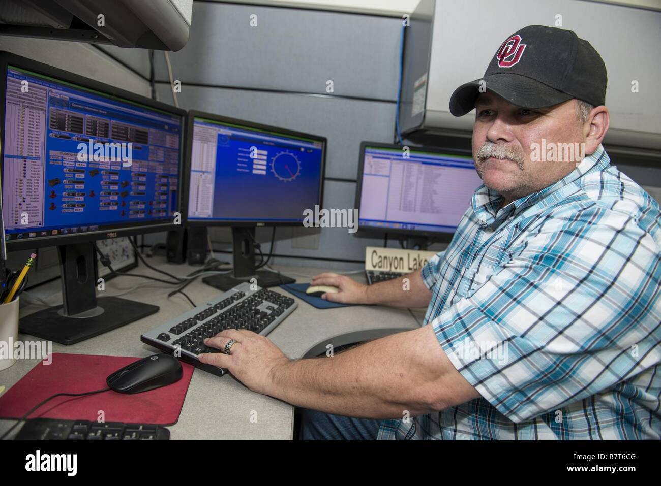 Mike Rogers, 502nd Civil Engineer Squadron utility systems operator ...