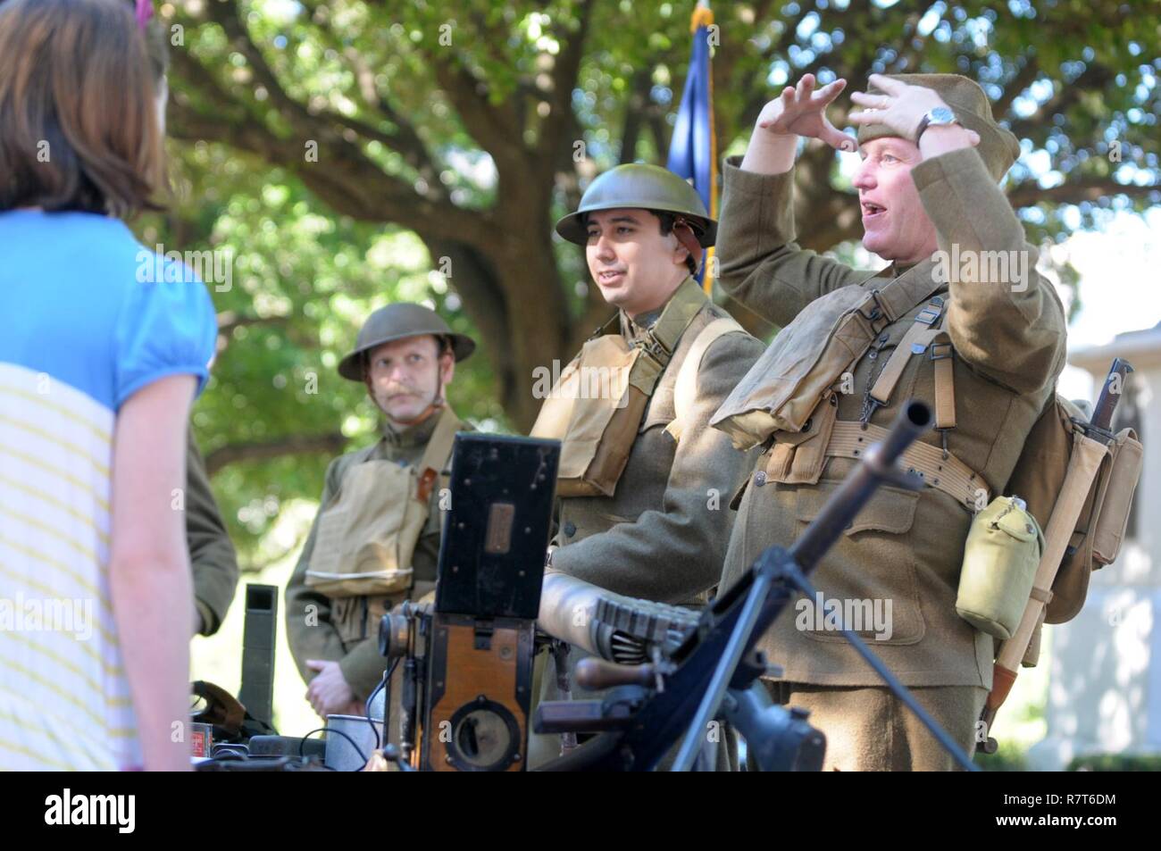 Texas Military Forces Museum World War I re-enactors speak to gathering ...
