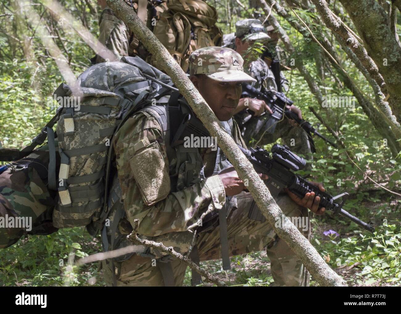 MARINE CORPS TRAINING AREA BELLOWS, Hawaii (March 30, 2017) Pvt. Daniel ...