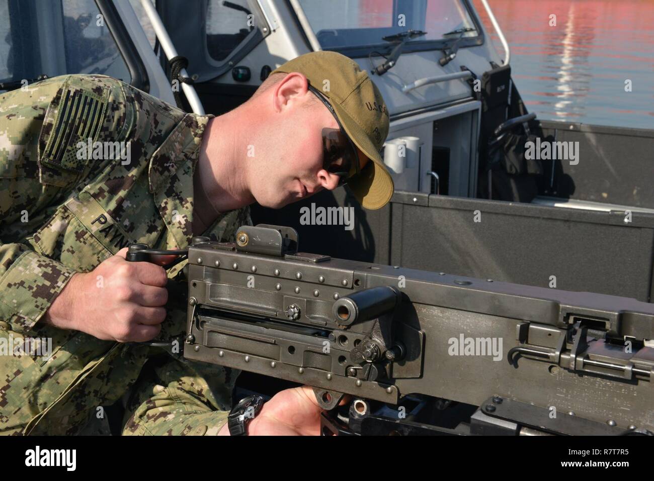 50 calibur machine gun hi-res stock photography and images - Alamy
