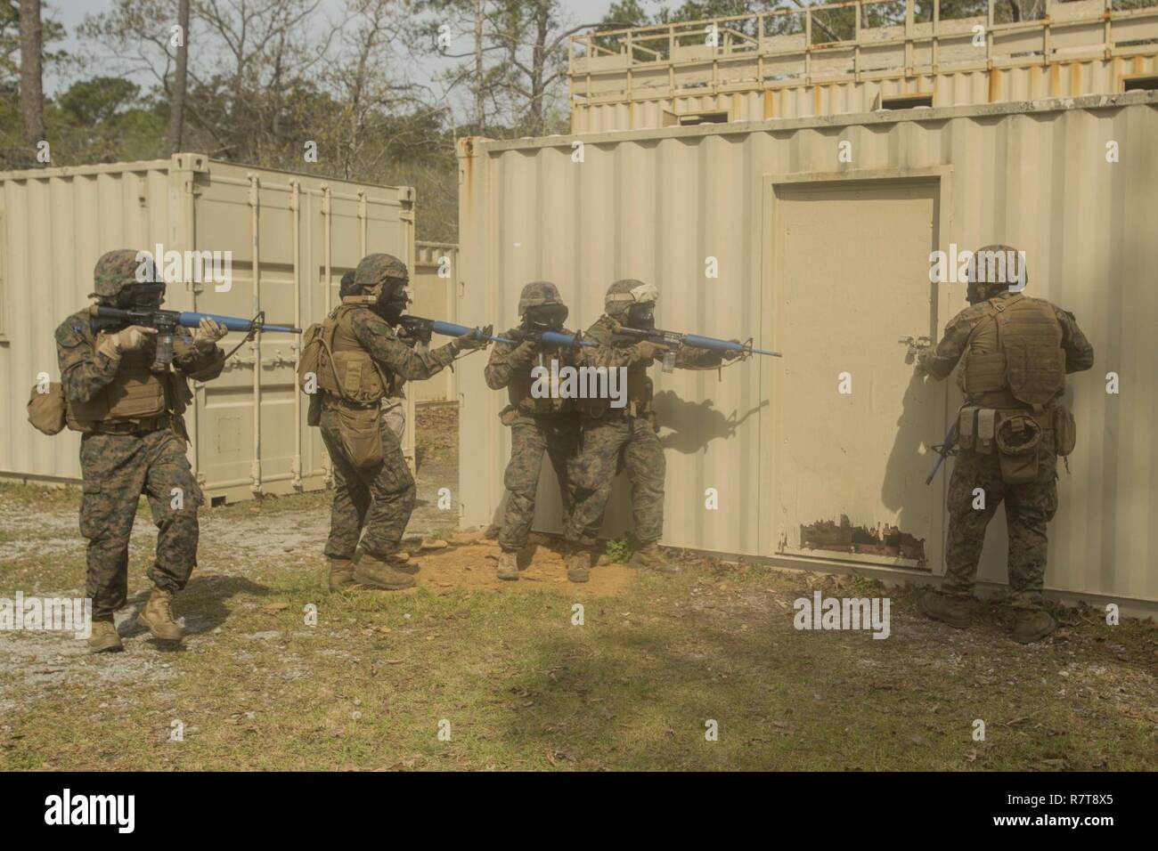 Urban breach course hi-res stock photography and images - Alamy