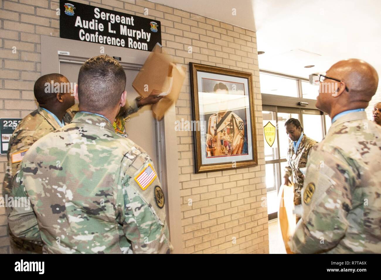 Members of the Sergeant Audie L. Murphy Club (SAMC), Sgt. Maj. of the ...