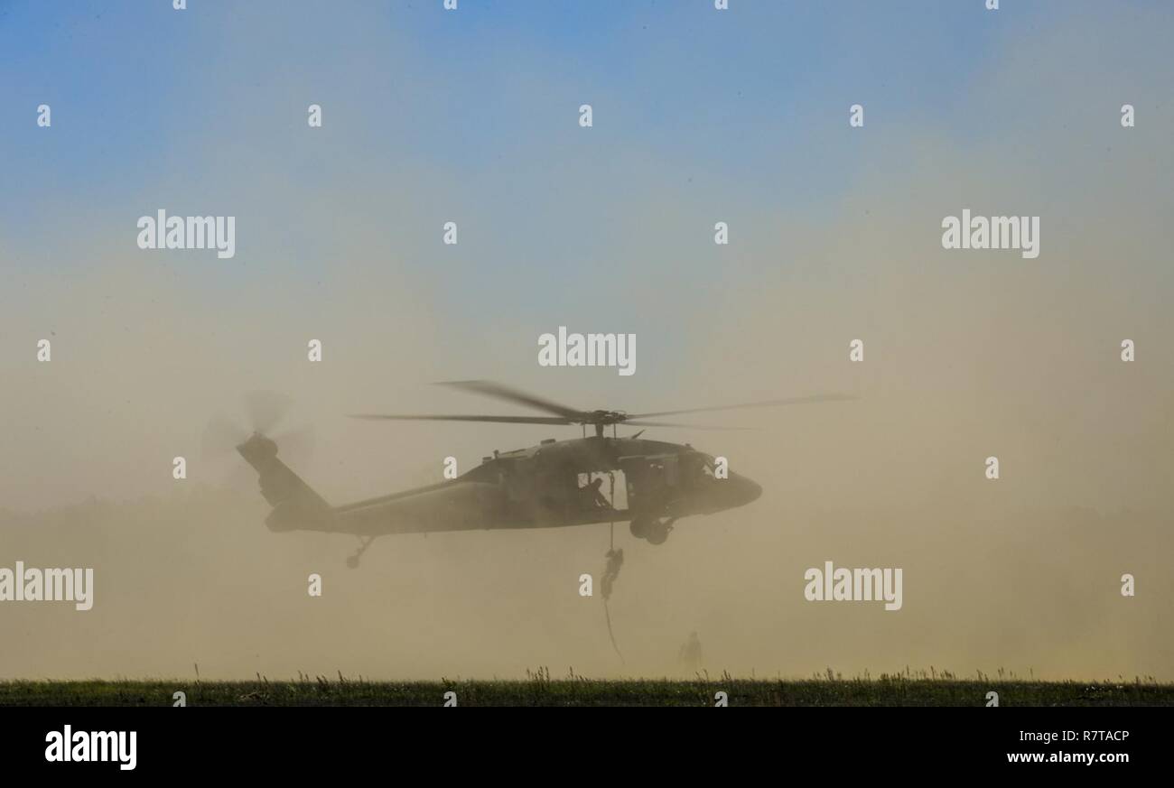 U s army ranger fast rope hi-res stock photography and images - Alamy