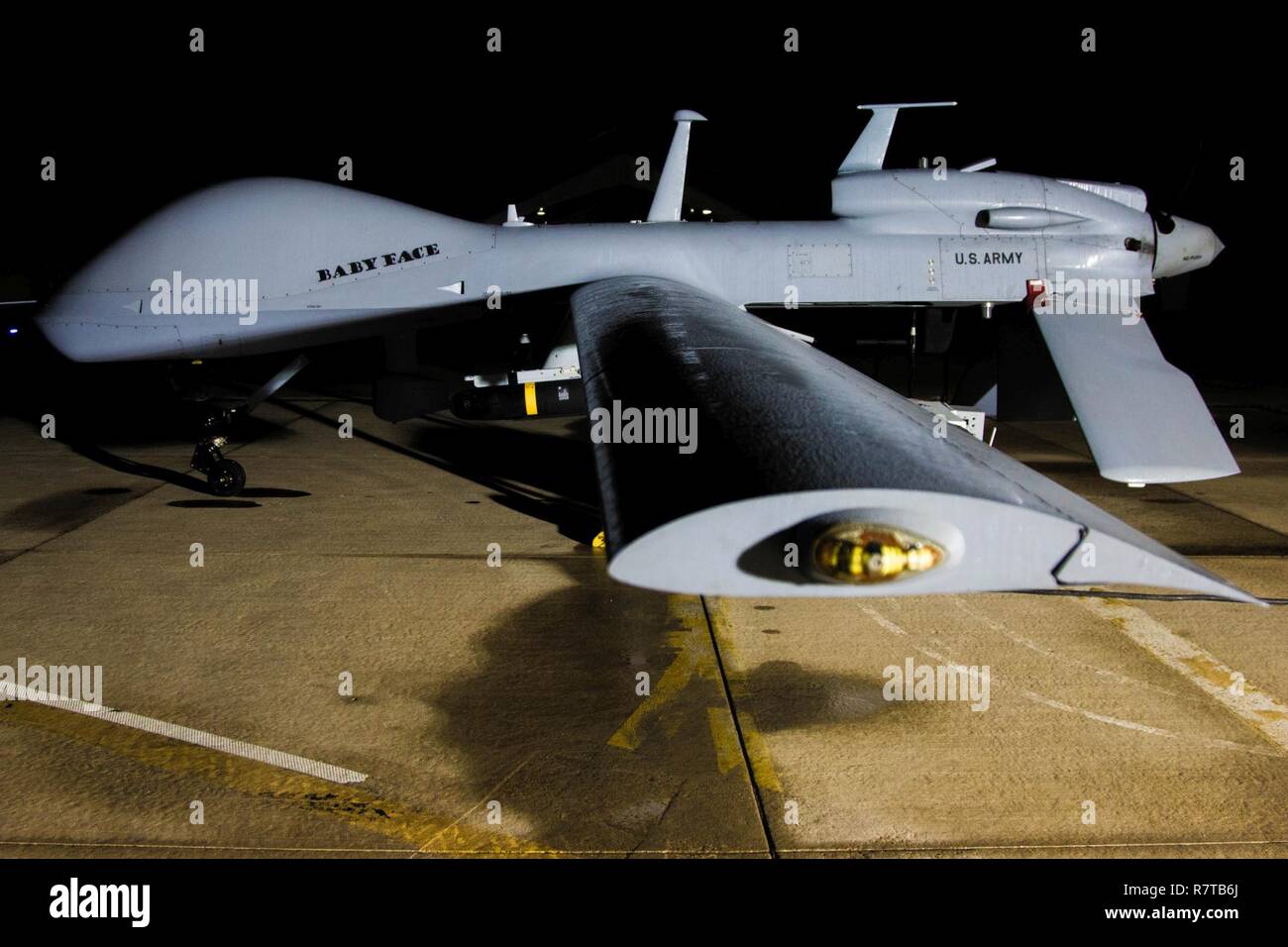 Mq 1c gray eagle hi-res stock photography and images - Alamy