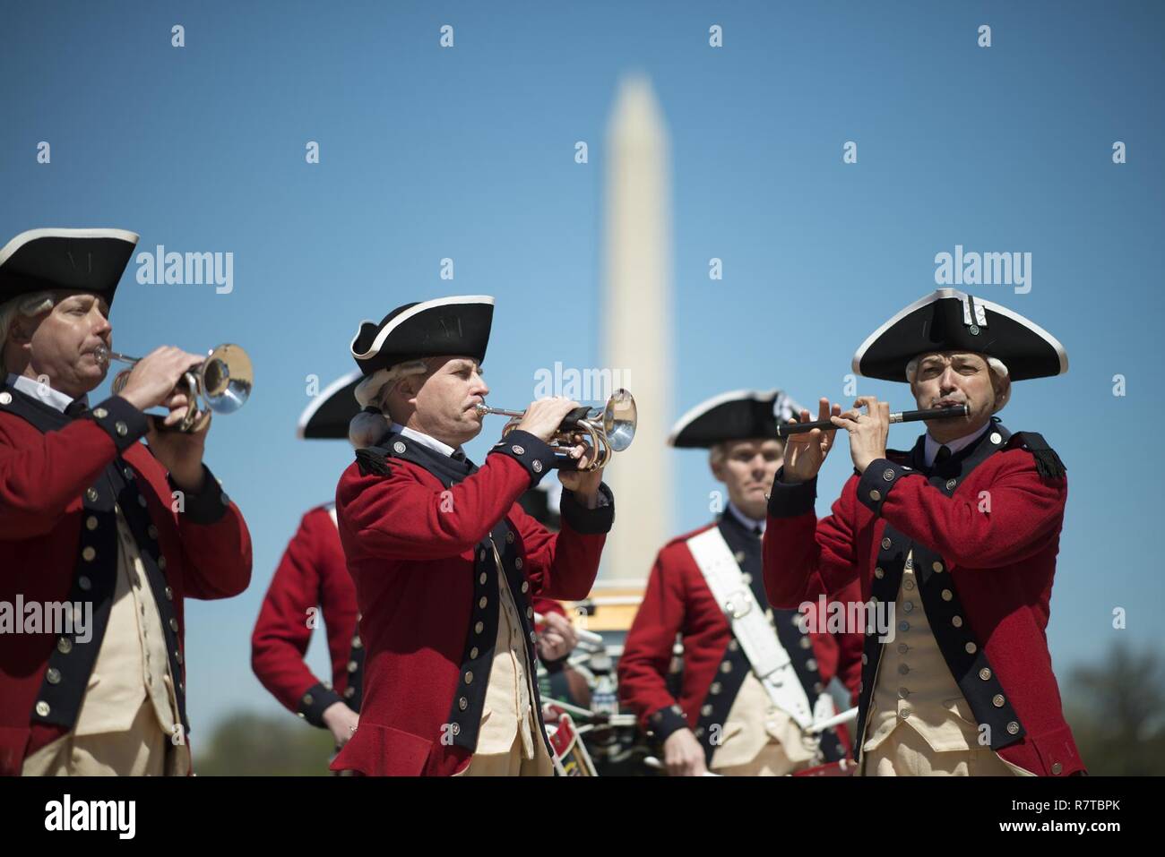 WASHINGTON, DISTRICT OF COLUMBIA - Soldiers from the 3rd Infantry ...