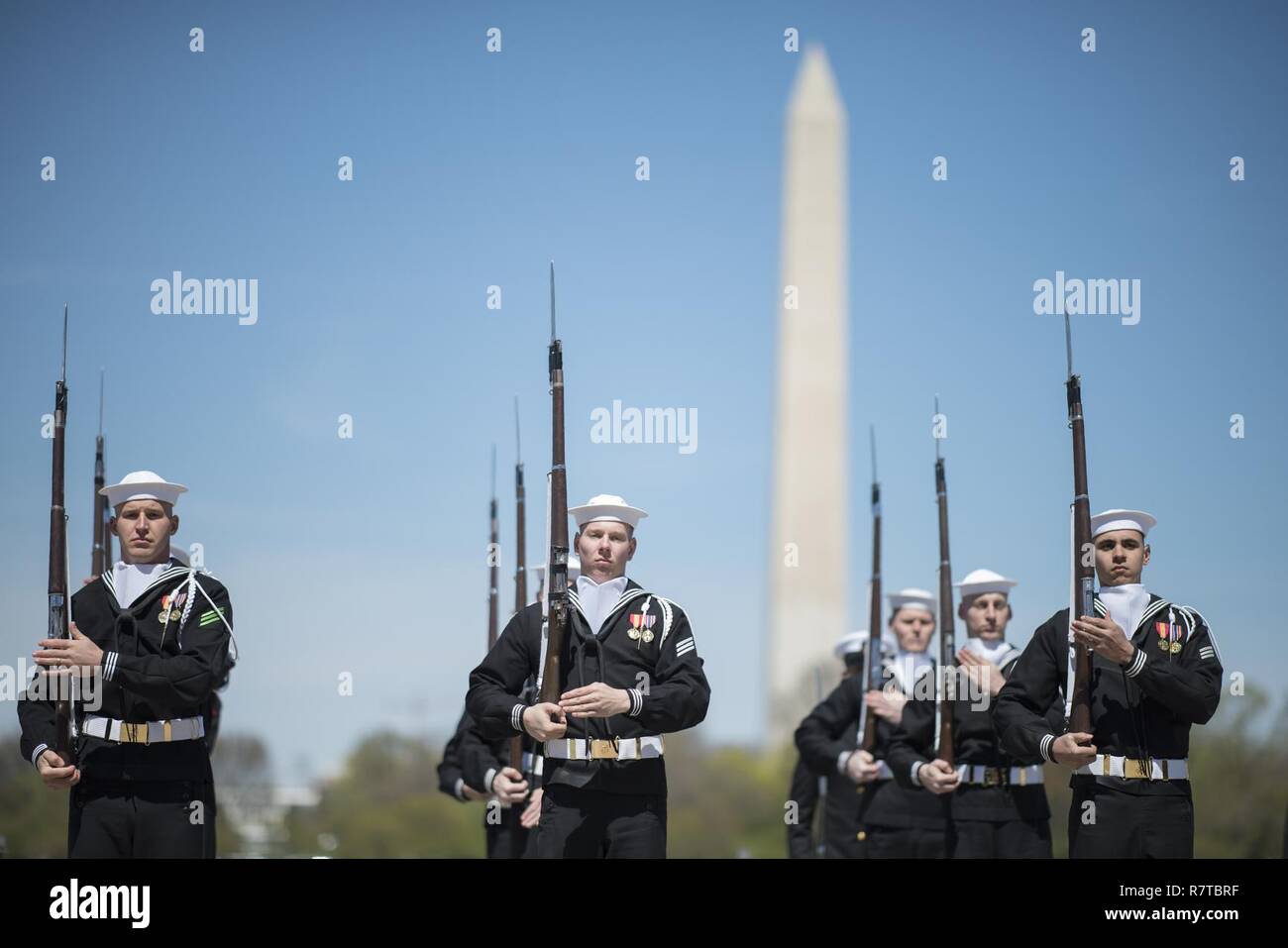Us coast guard ceremonial guard hi-res stock photography and images - Alamy