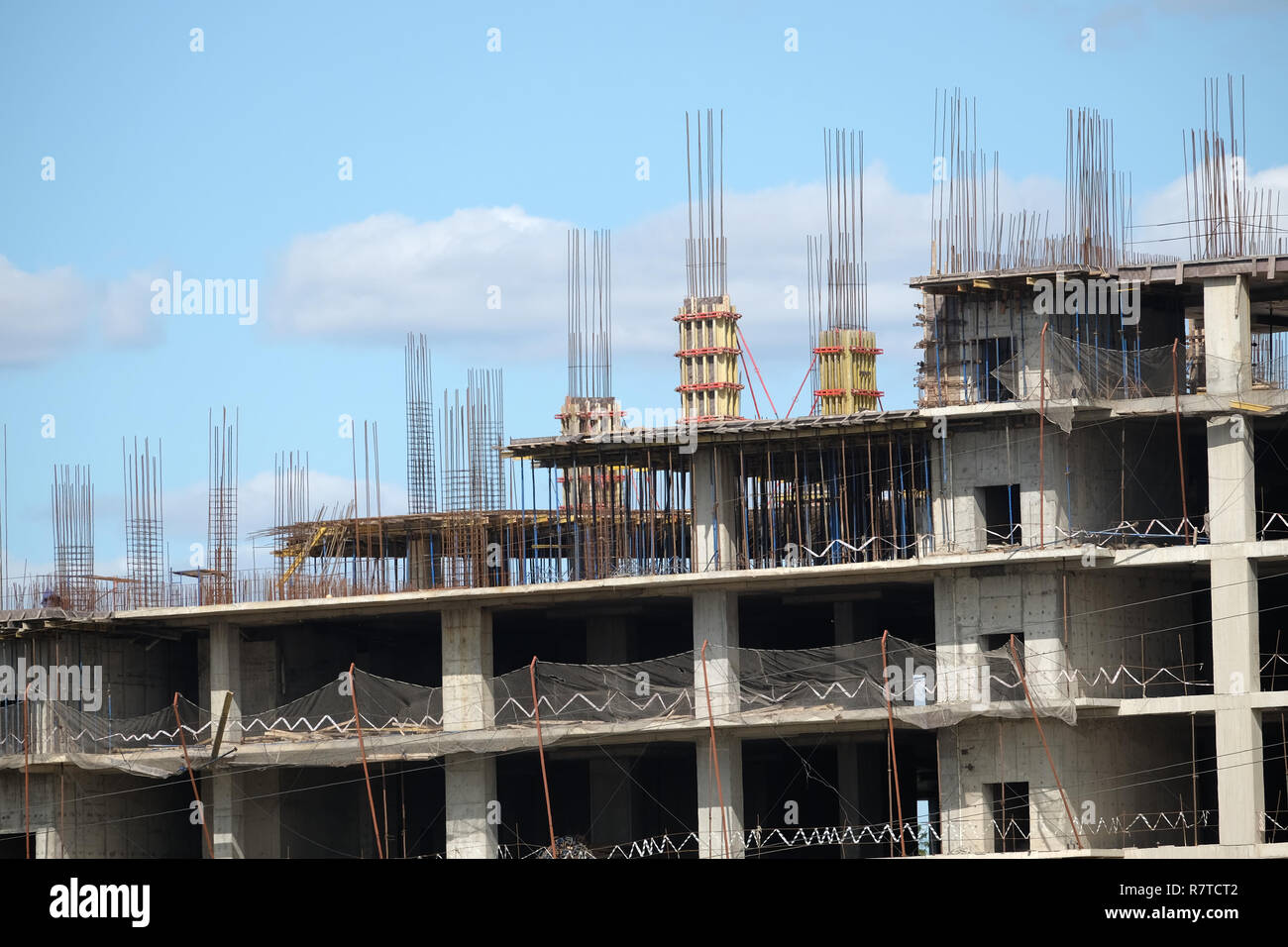 Monolithic construction hi-res stock photography and images - Alamy