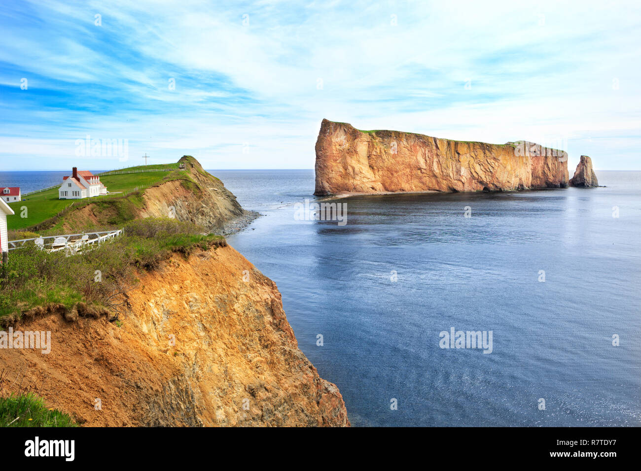 Perce rock hi-res stock photography and images - Alamy