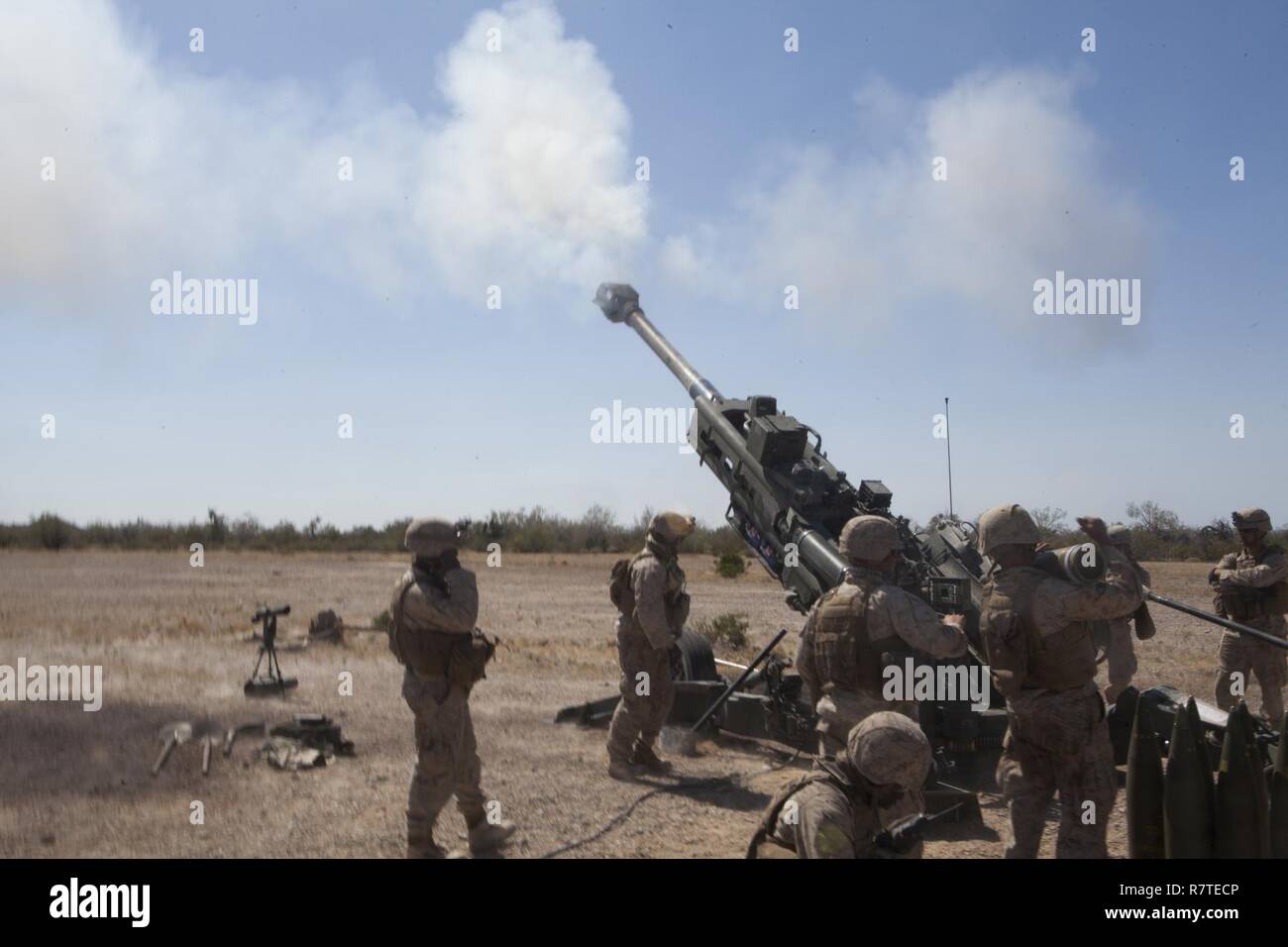 M77 howitzer hi-res stock photography and images - Alamy
