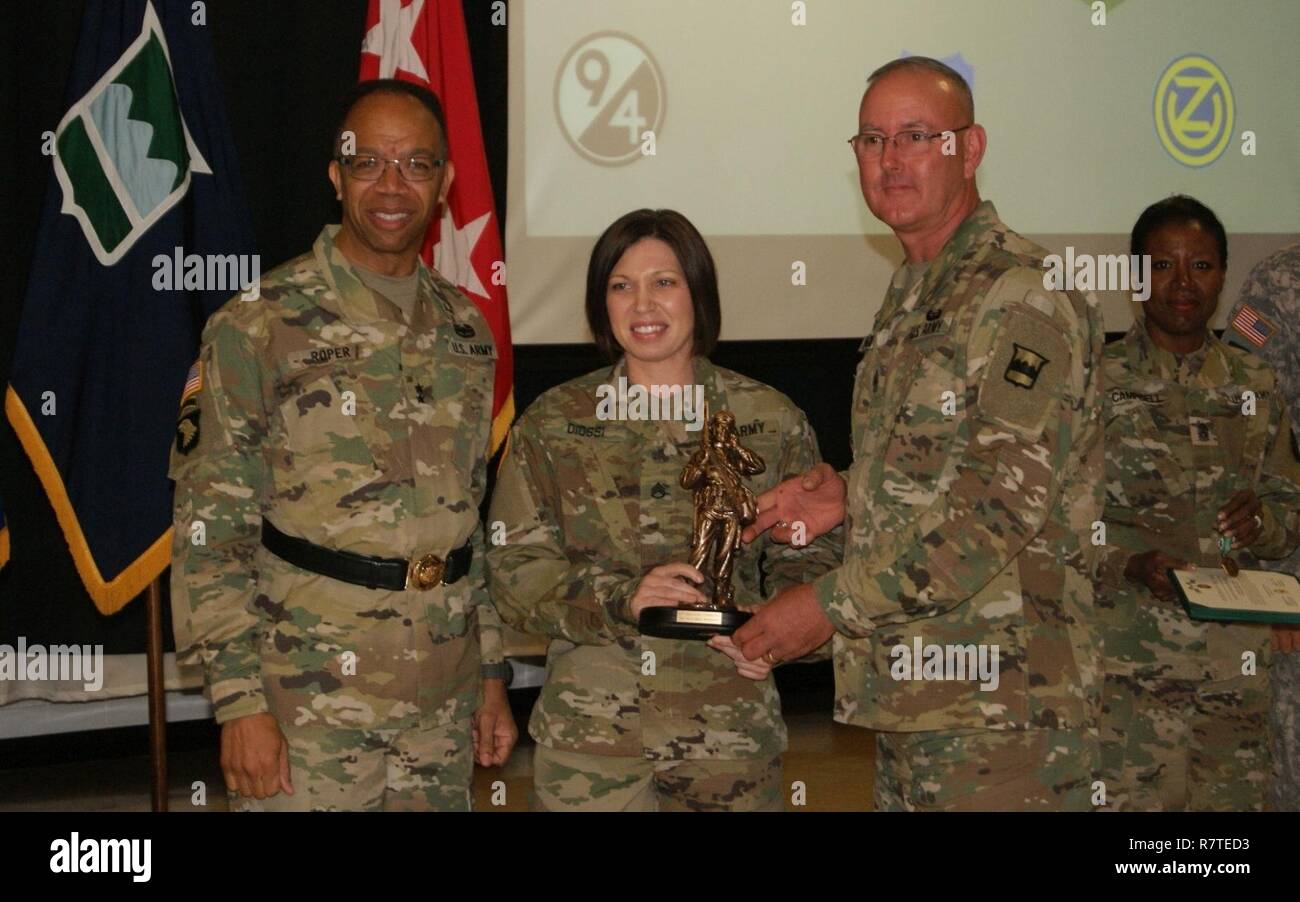 (Left) Maj. Gen. A.C. Roper, commanding general of the 80th Training ...