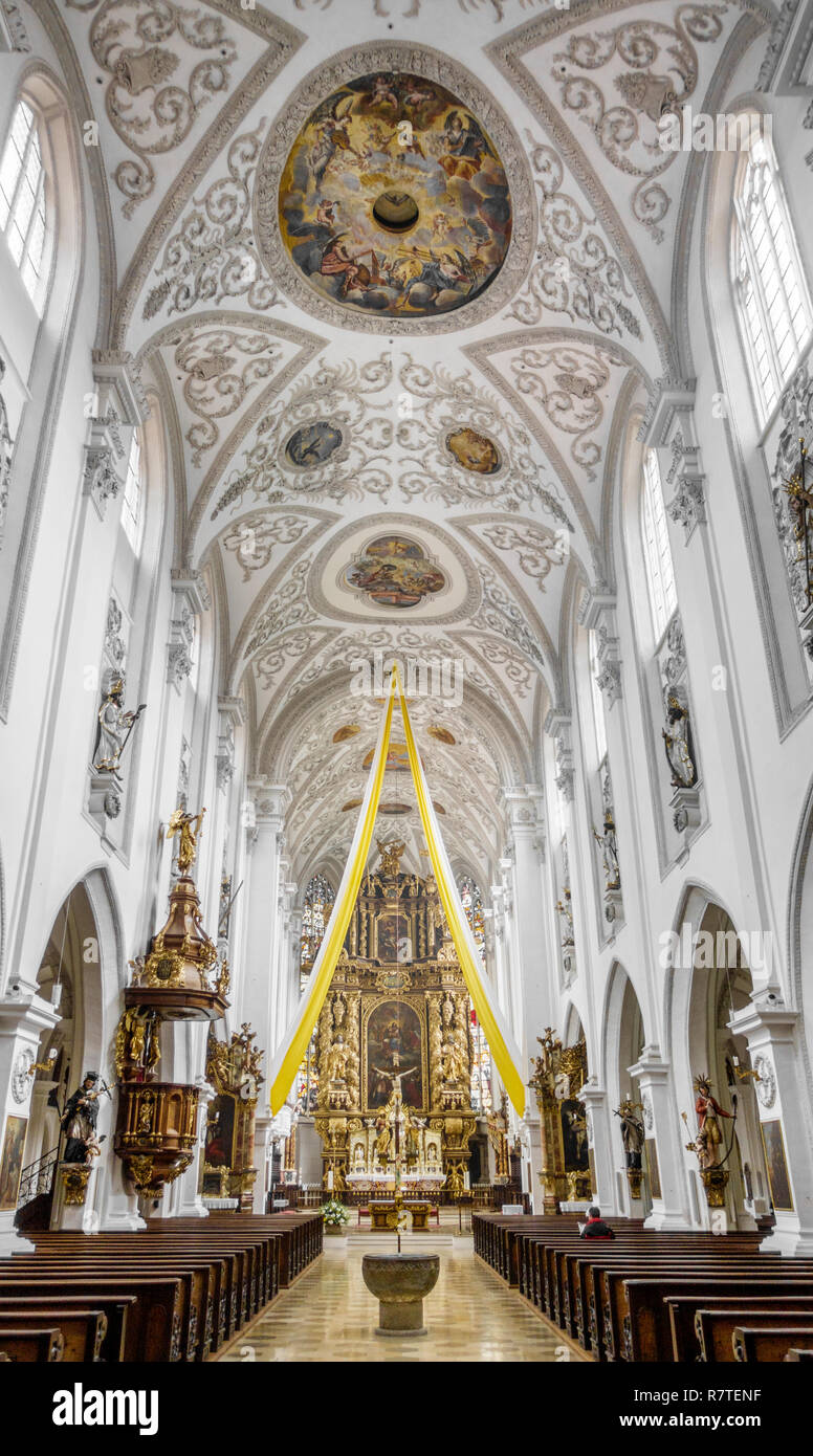 Interior of Church Stock Photo - Alamy
