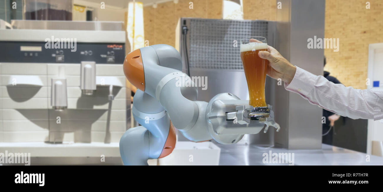 Bot handy hi-res stock photography and images - Alamy