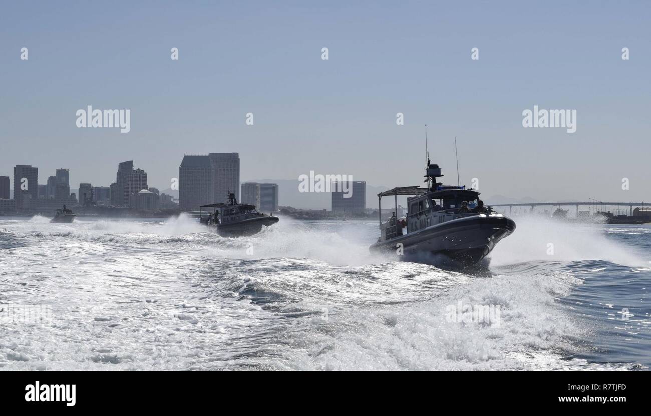 SAN DIEGO (March 24, 2017) Sailors assigned to Coastal Riverine ...