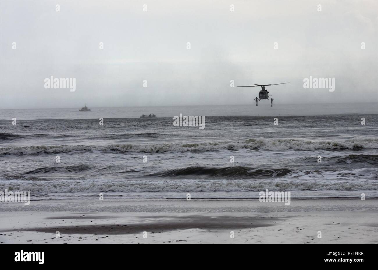 A Coast Guard 45-foot Response Boat-Medium crew from Station ...