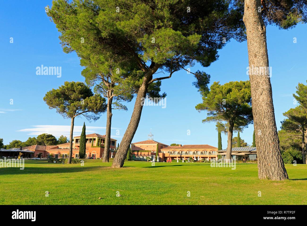 France, Var, Le Castellet, Hotel du Castellet, golf Stock Photo - Alamy