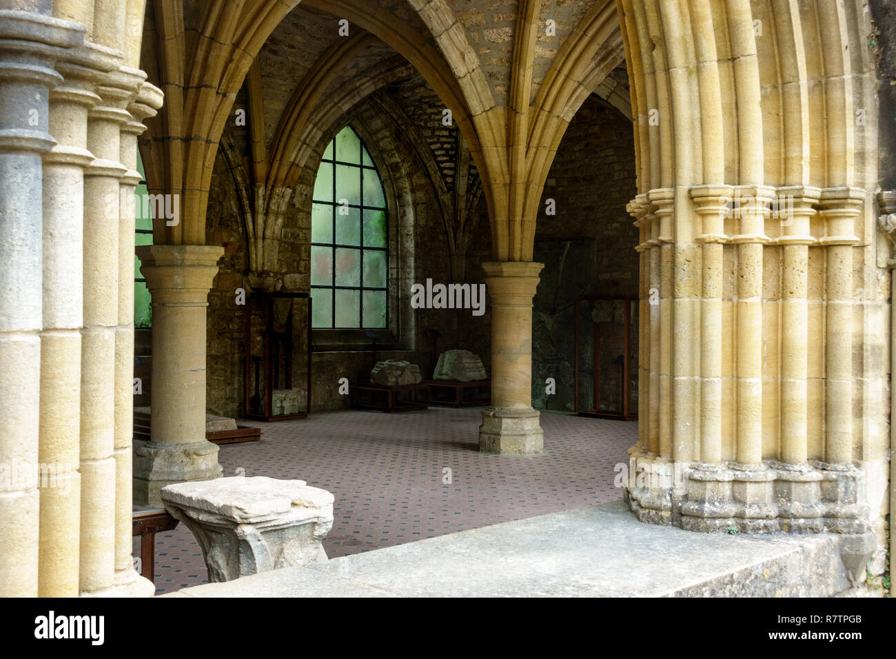 Arched columns and windows Stock Photo - Alamy