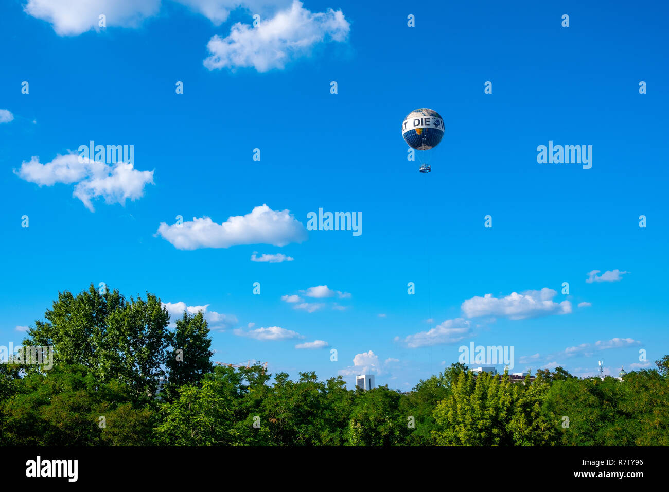 Balloon deutschland hi-res stock photography and images - Alamy