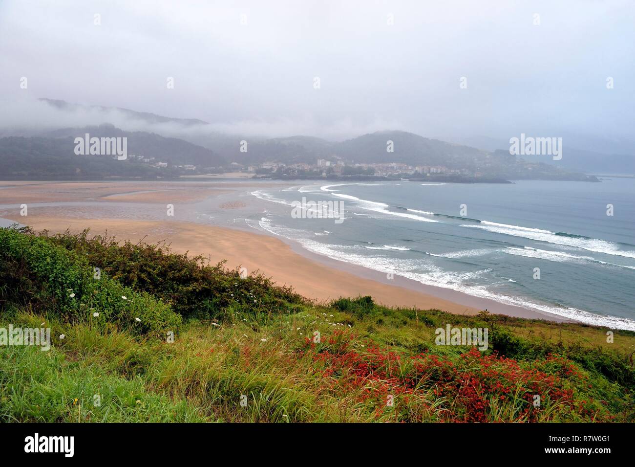 Coast urdaibai biosphere reserve biscay hi-res stock photography and ...