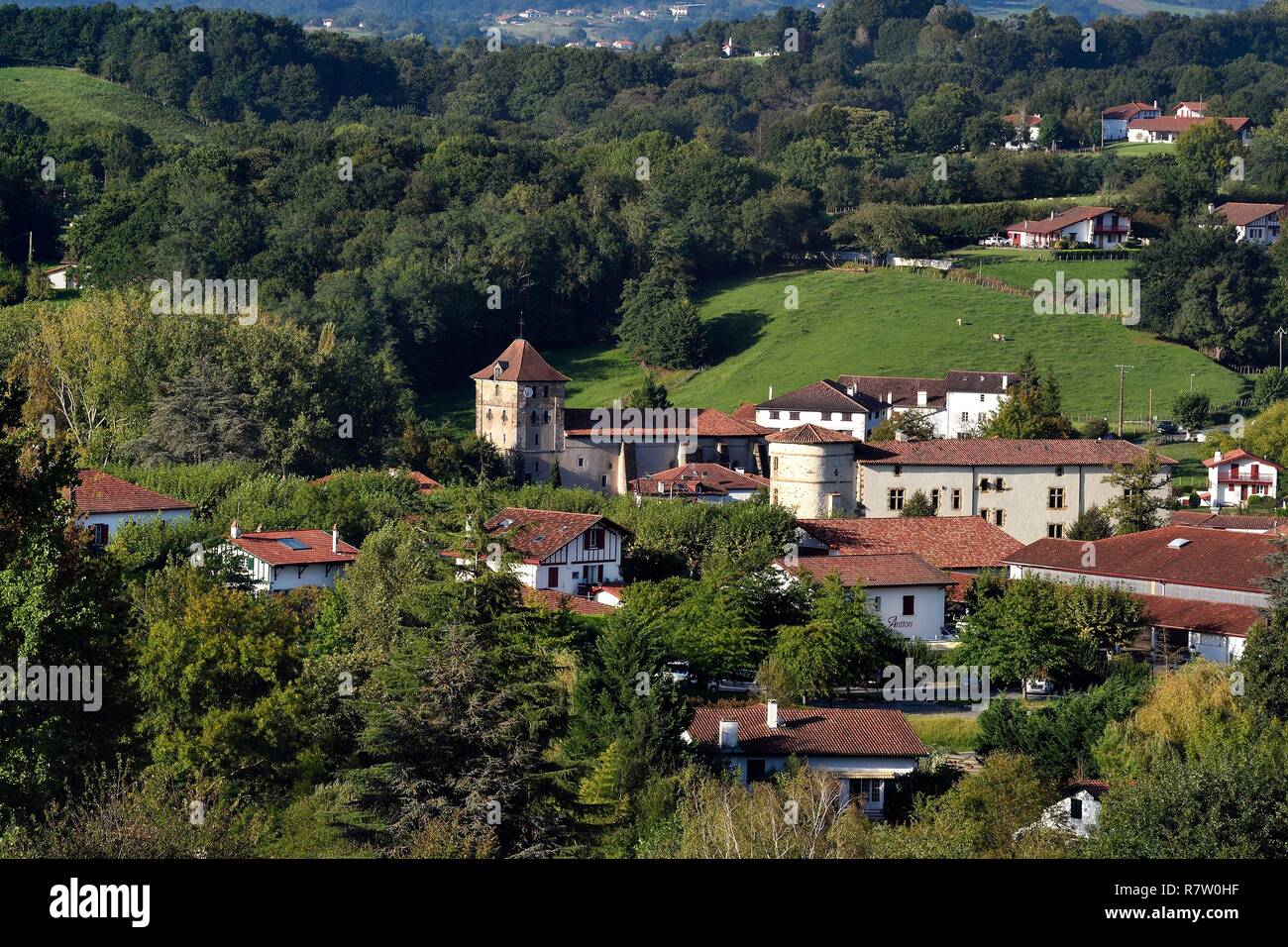 Village of espelette hi-res stock photography and images - Alamy