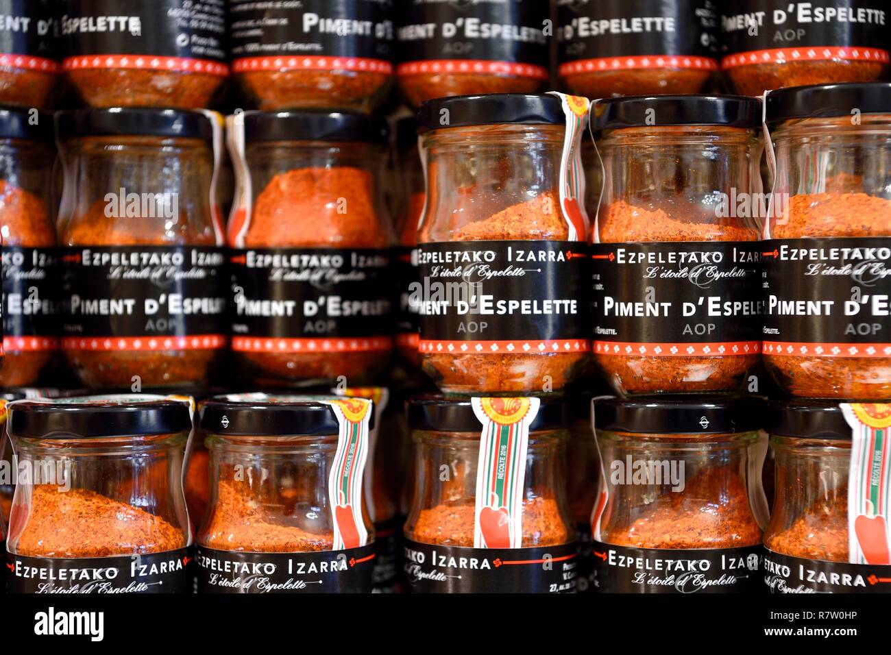Aop espelette pepper hi-res stock photography and images - Alamy