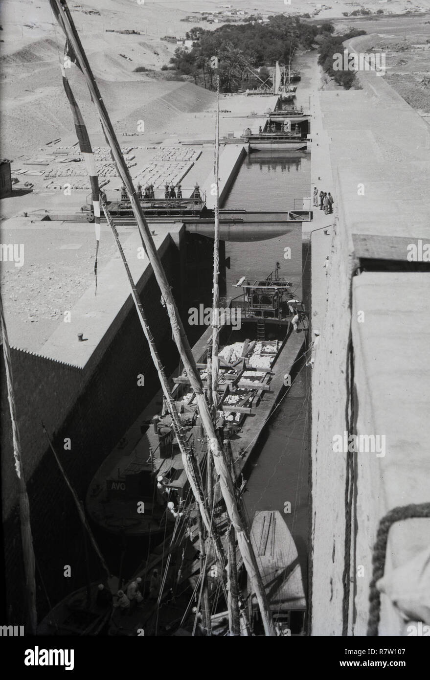 Egypt suez canal historical hi-res stock photography and images - Alamy