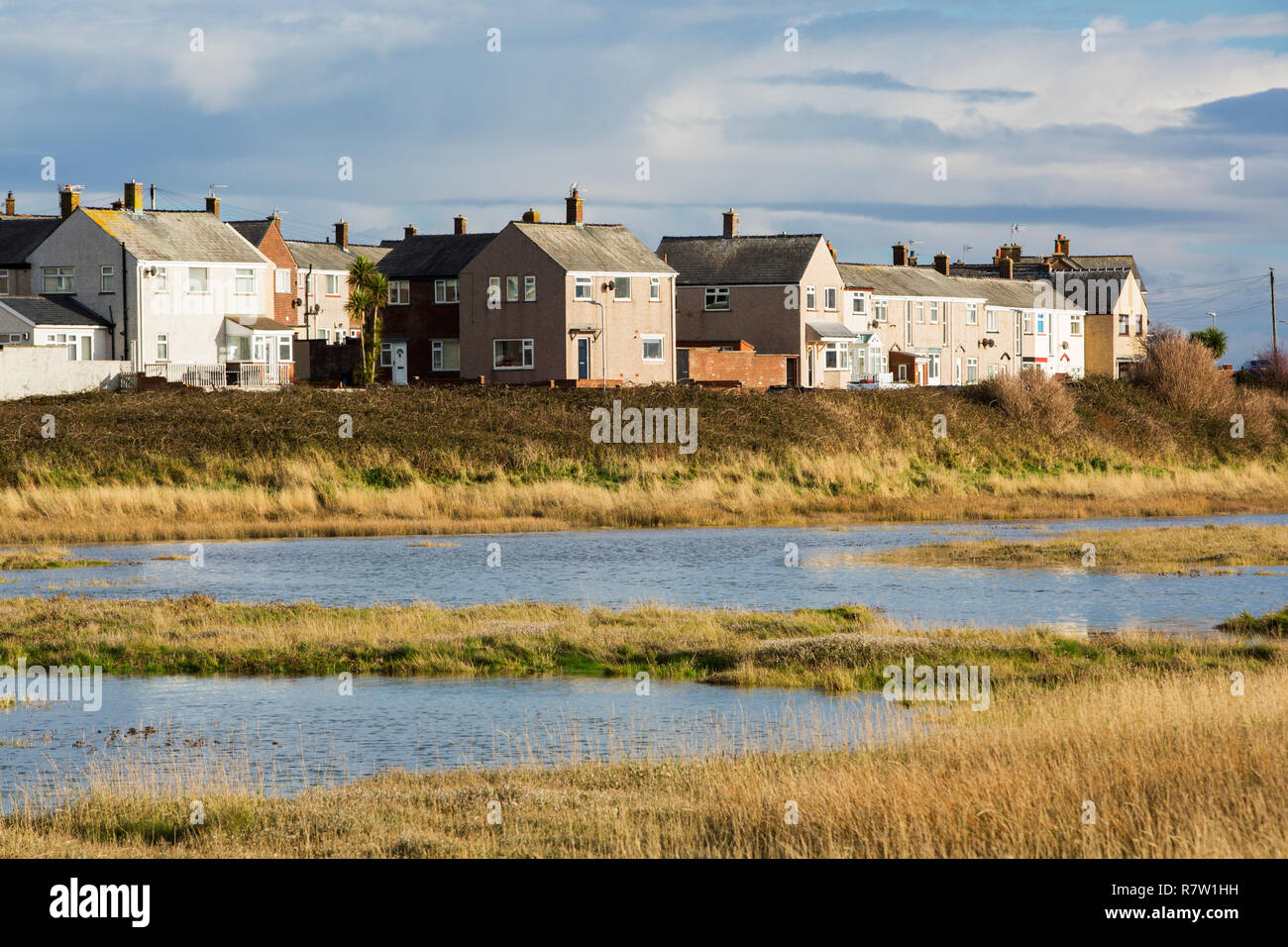 Houses on Walney Island that are vulnerable to storm surge flooding ...