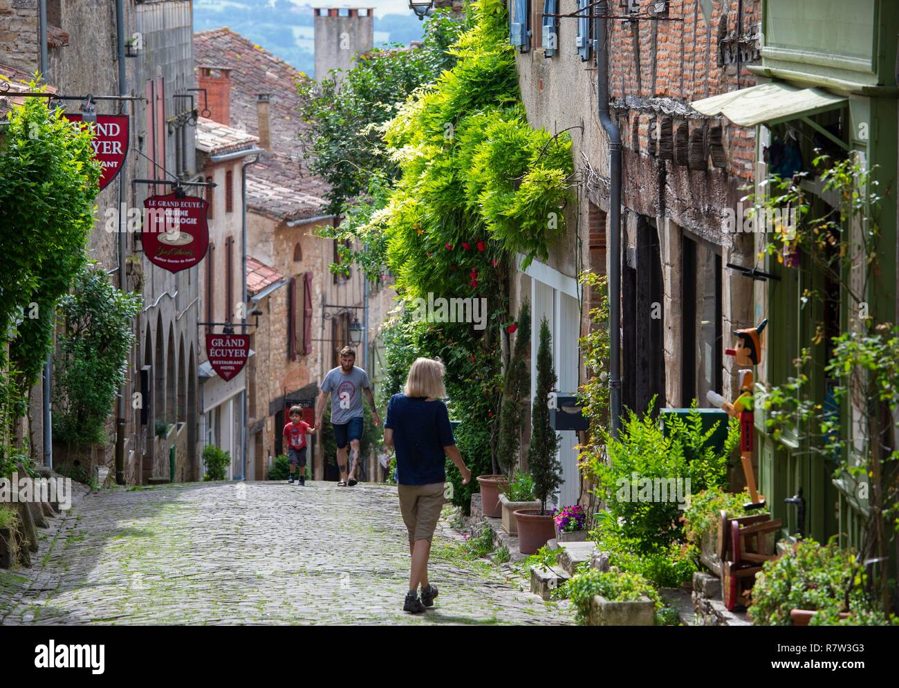 Medieval path hi-res stock photography and images - Alamy