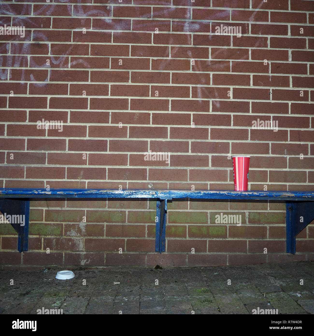 Coke cans space hi-res stock photography and images - Alamy