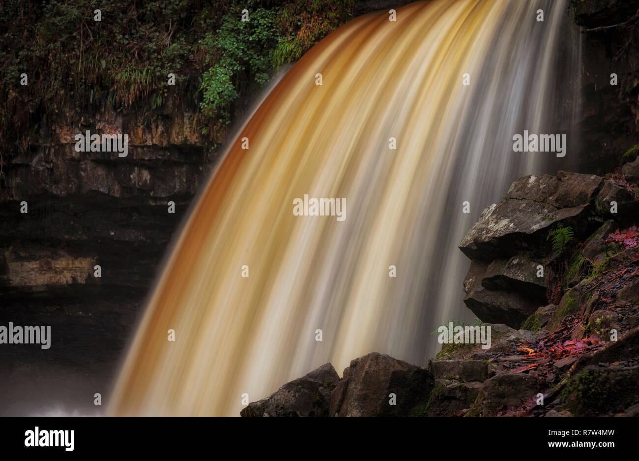 Waterfall power hi-res stock photography and images - Alamy