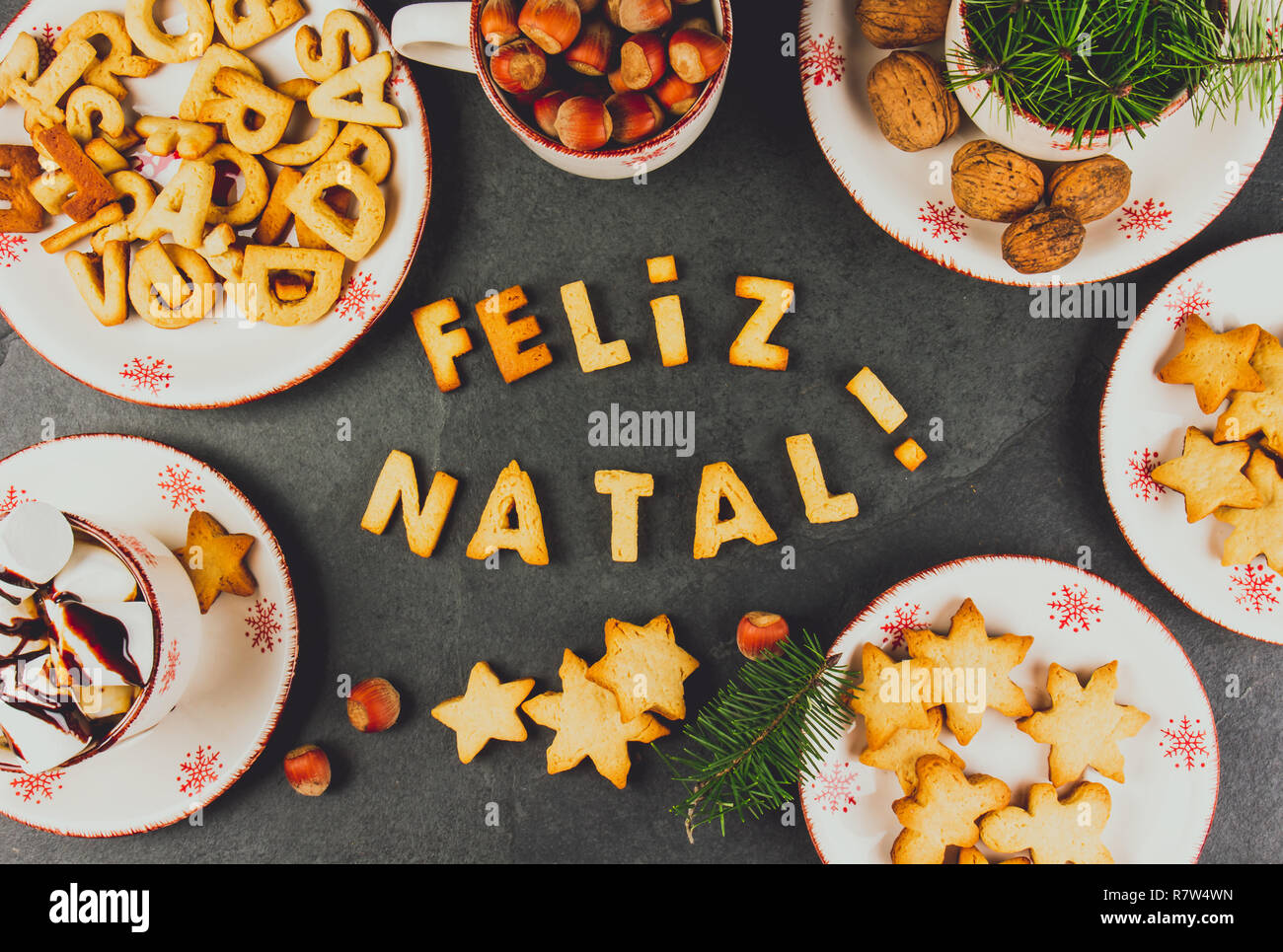 FELIZ NATAL COOKIES. Words Merry Christmas en portuguese with baked ...