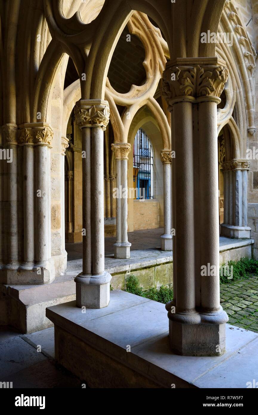 France, Pyrenees Atlantiques, Basque Country, Bayonne, cloister of St ...