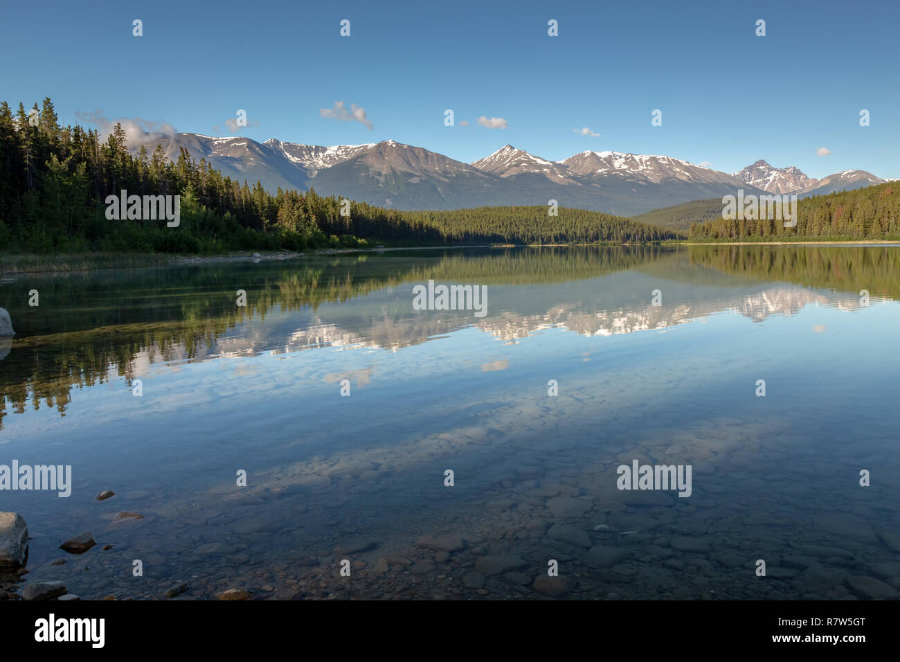 Edith lake hi-res stock photography and images - Alamy
