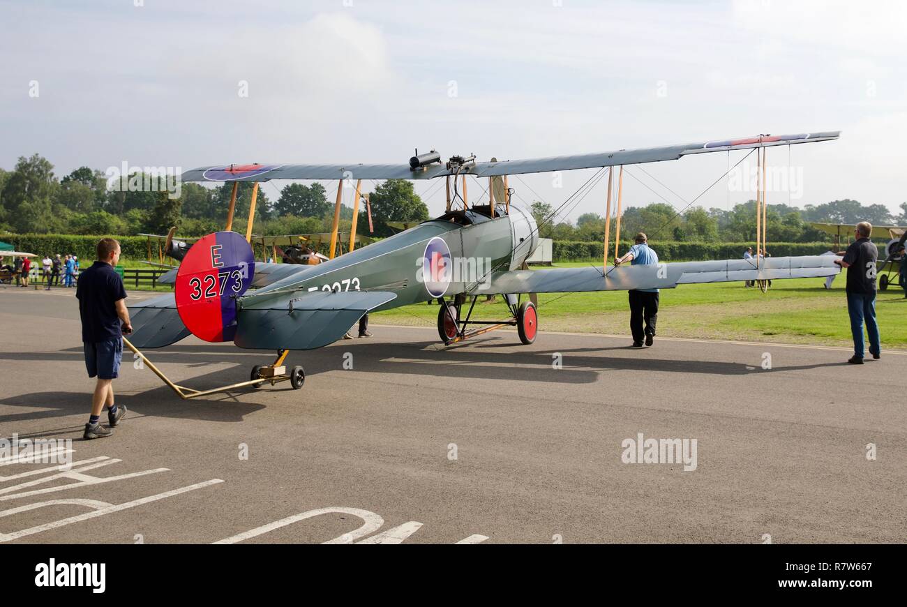 Avro 504 aircraft hi-res stock photography and images - Alamy