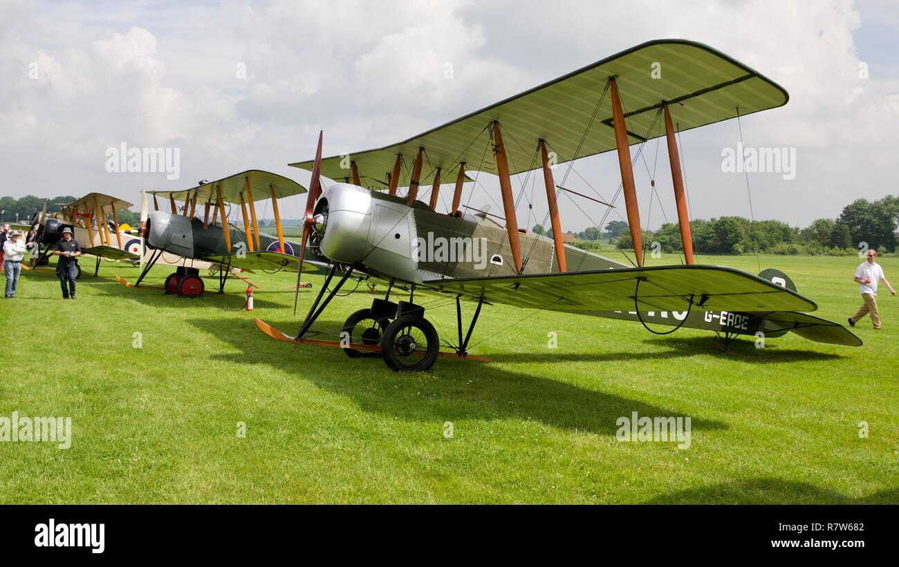 Avro 504 hi-res stock photography and images - Alamy