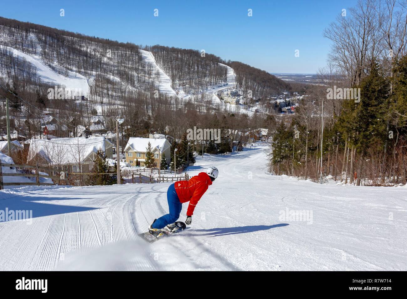 Bromont skiing hi-res stock photography and images - Alamy