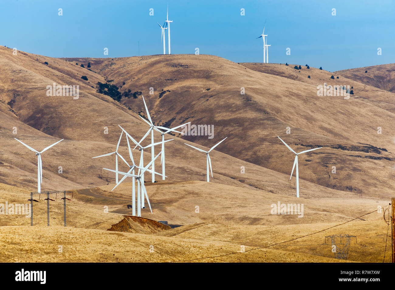 Harvest wind project hi-res stock photography and images - Alamy