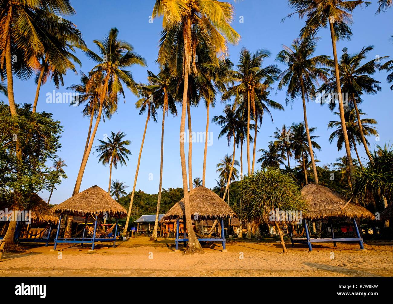 Cambodia, Kep province, Kep, Rabbit island or Koh Tonsay, the beach ...
