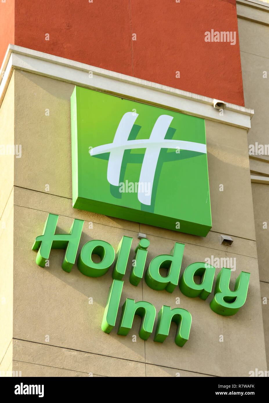 Holiday inn branding hi-res stock photography and images - Alamy