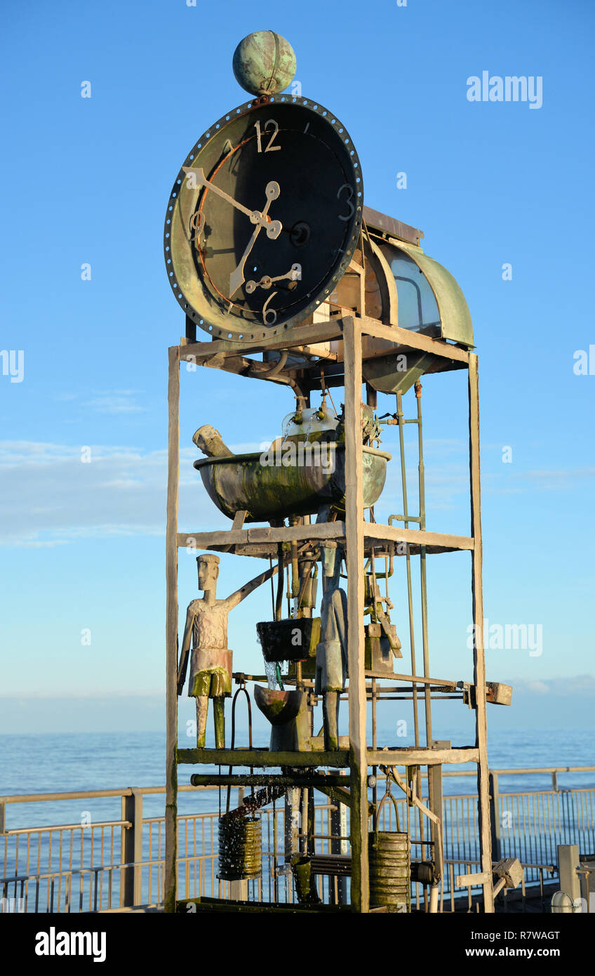 Seaside clock hi-res stock photography and images - Alamy