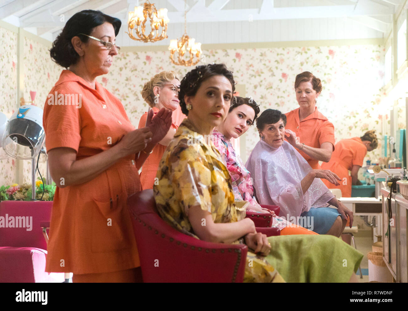 THE MARVELOUS MRS. MAISEL, Marin Hinkle (front, center), Rachel ...