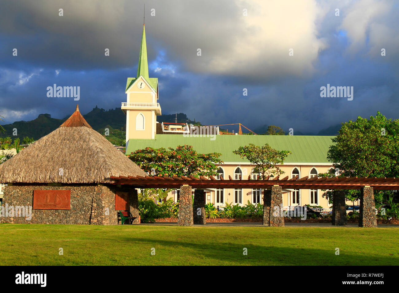 Papeete town, Tahiti, French Polynesia Stock Photo - Alamy