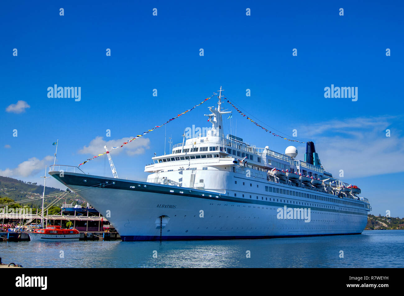 Cruise ship of Tahiti, French Polynesia Stock Photo - Alamy