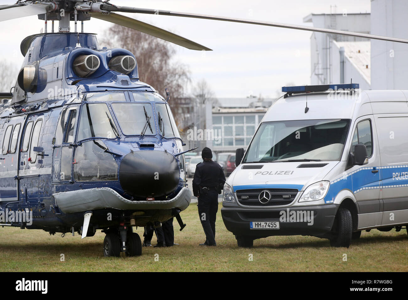 Prisoner transporter hi-res stock photography and images - Alamy