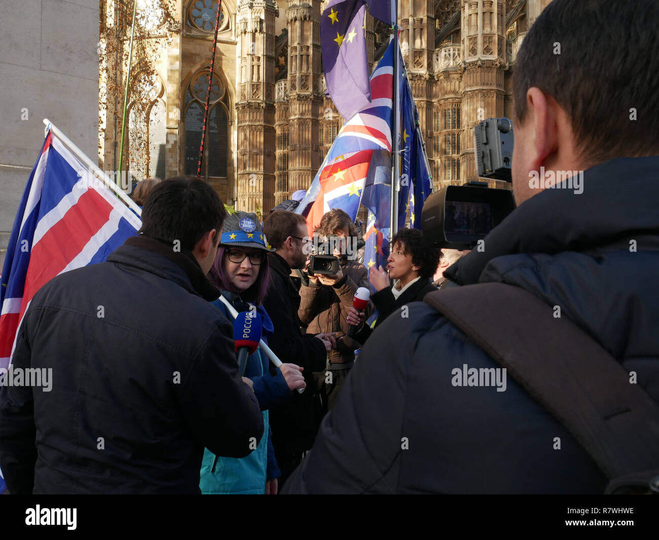 Foreign media hi-res stock photography and images - Alamy