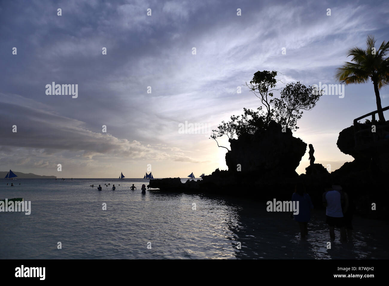 Philippines water pollution hi-res stock photography and images - Alamy