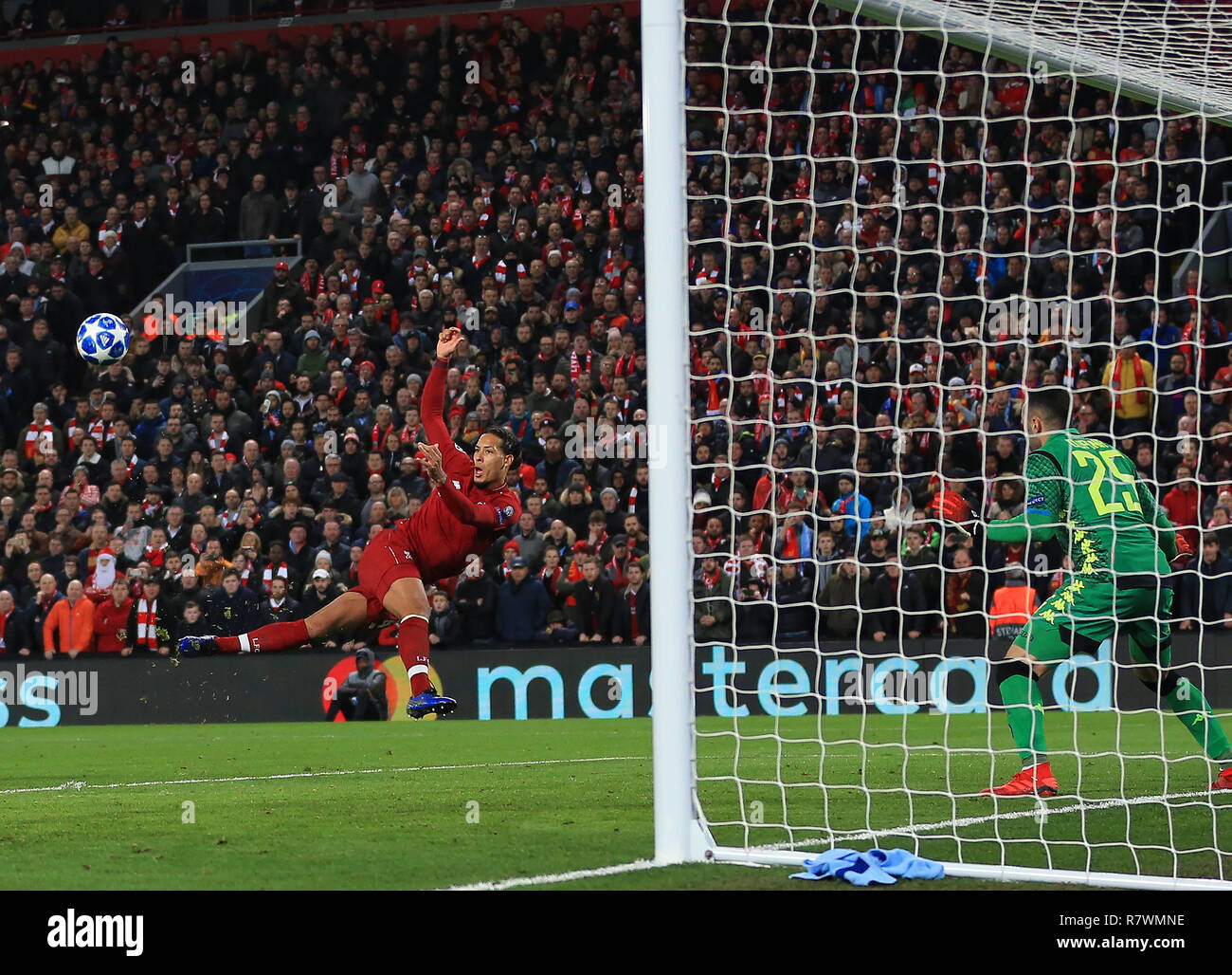 Virgil van dijk anfield goal hi-res stock photography and images - Alamy
