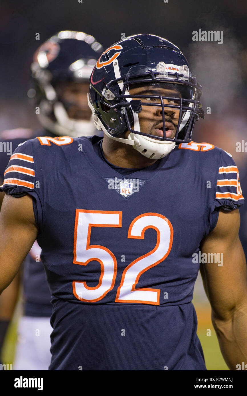 Chicago, Illinois, USA. 09th Dec, 2018. - Bears #52 Khalil Mack takes a ...