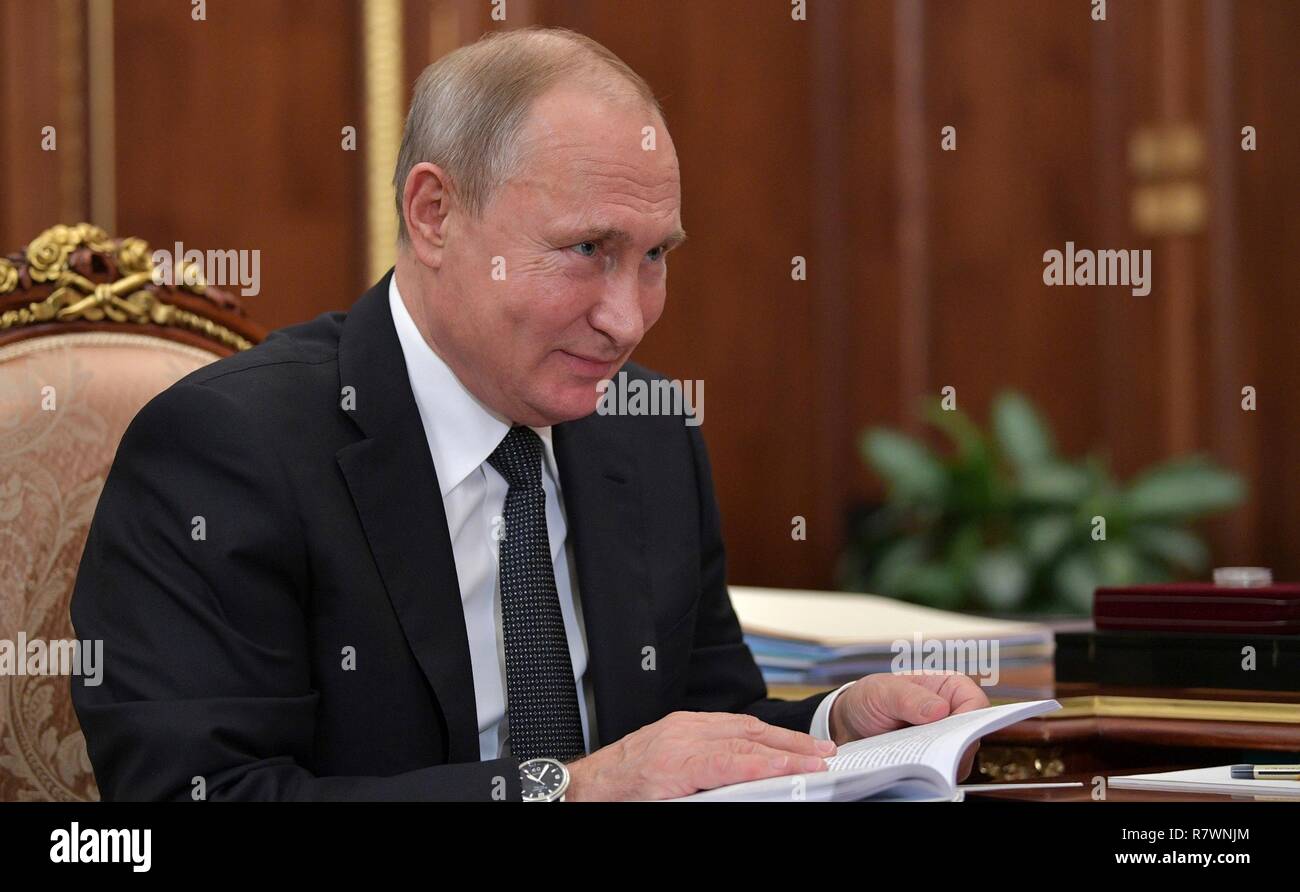 Russian president vladimir putin writer hi-res stock photography and ...